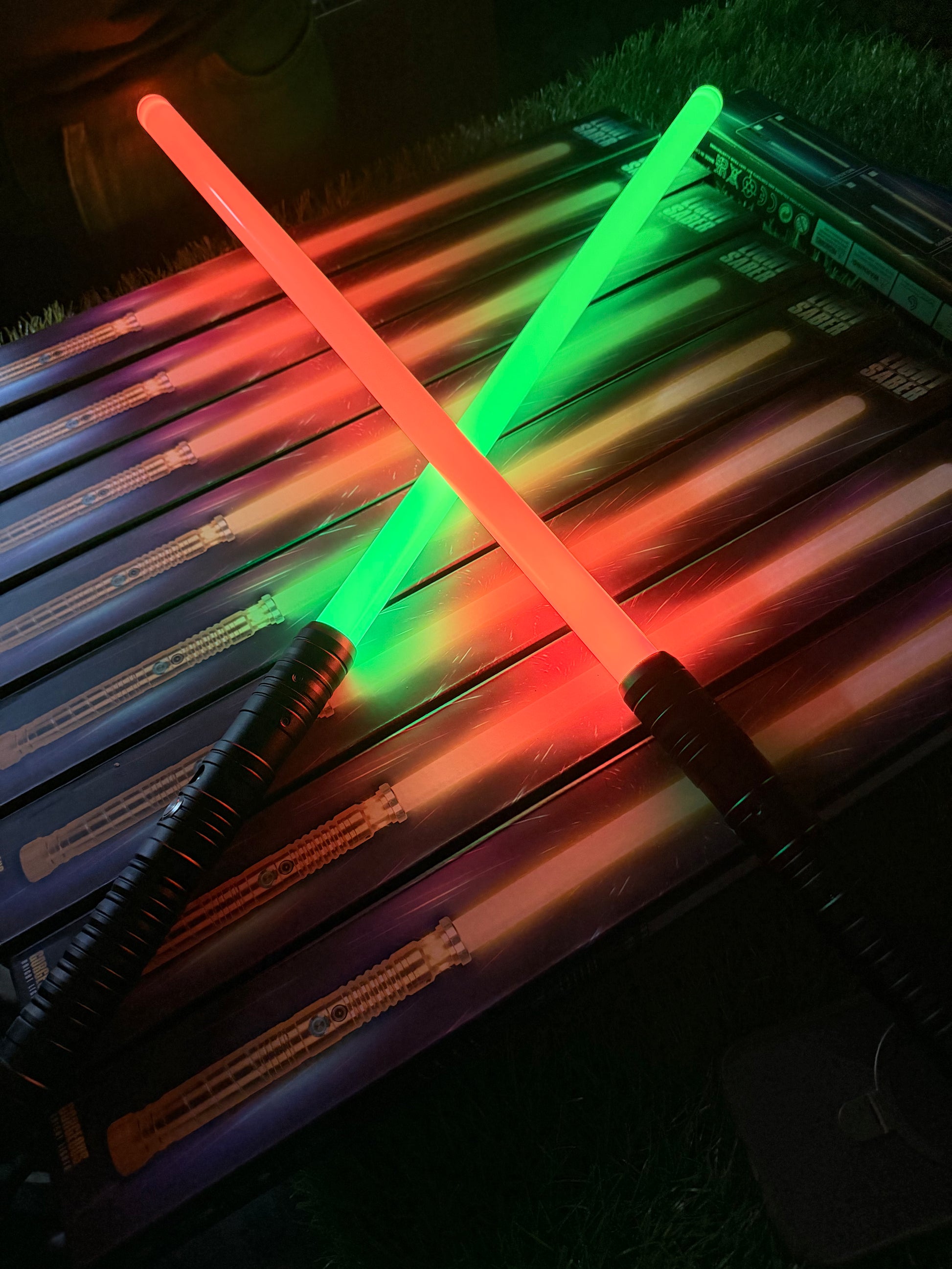 Gravity-Sensing RGB Lightsaber – Metal Hilt, 16 Colors, Motion Sound F ...